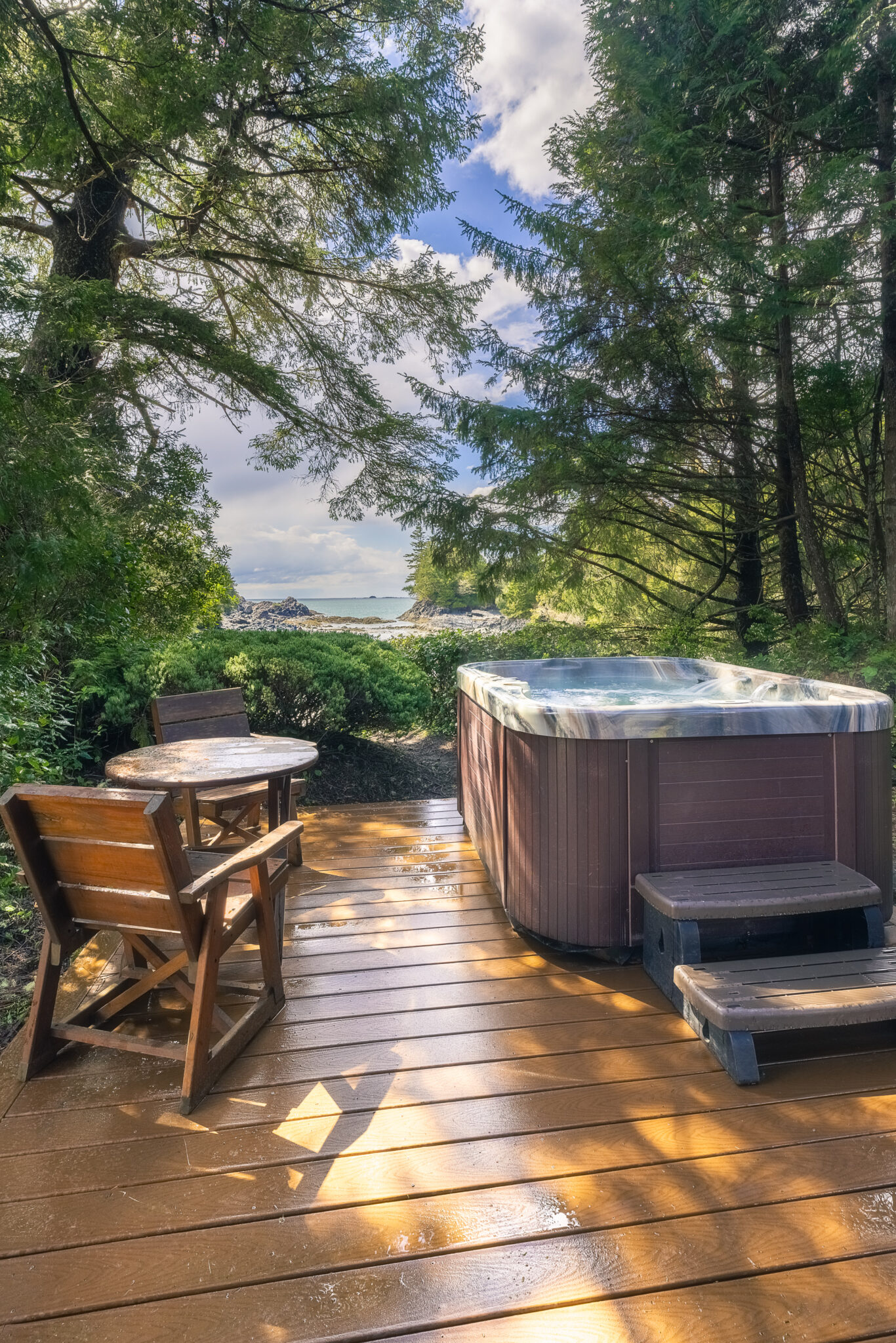 Crystal Cove Beach Resort - Best Tofino Camping And Cabins - BestEver.Guide