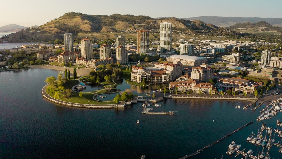 Okanagan Lake Activities In Kelowna - BestEver.Guide