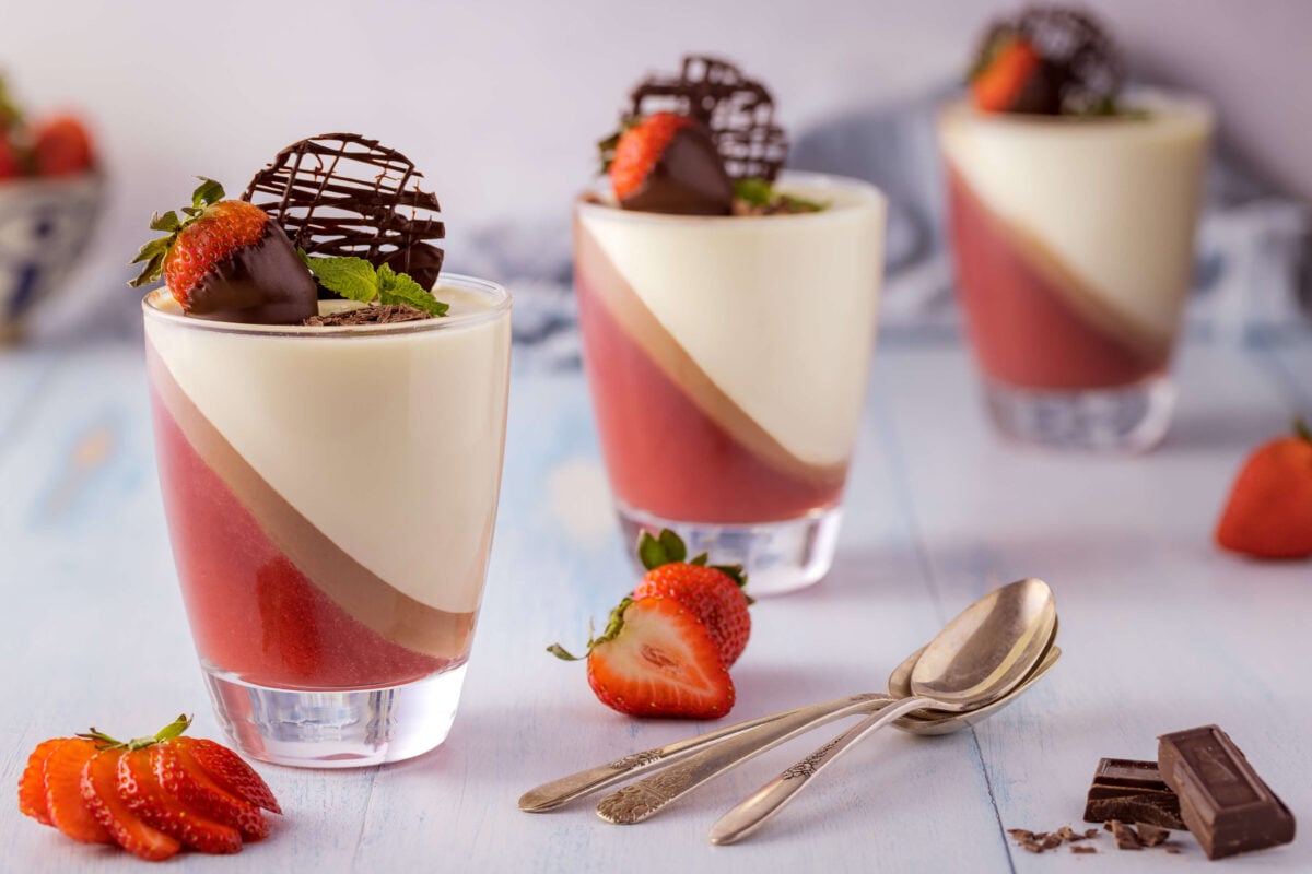 Best Ever Guide To Strawberry Picking In BC - BestEver.Guide